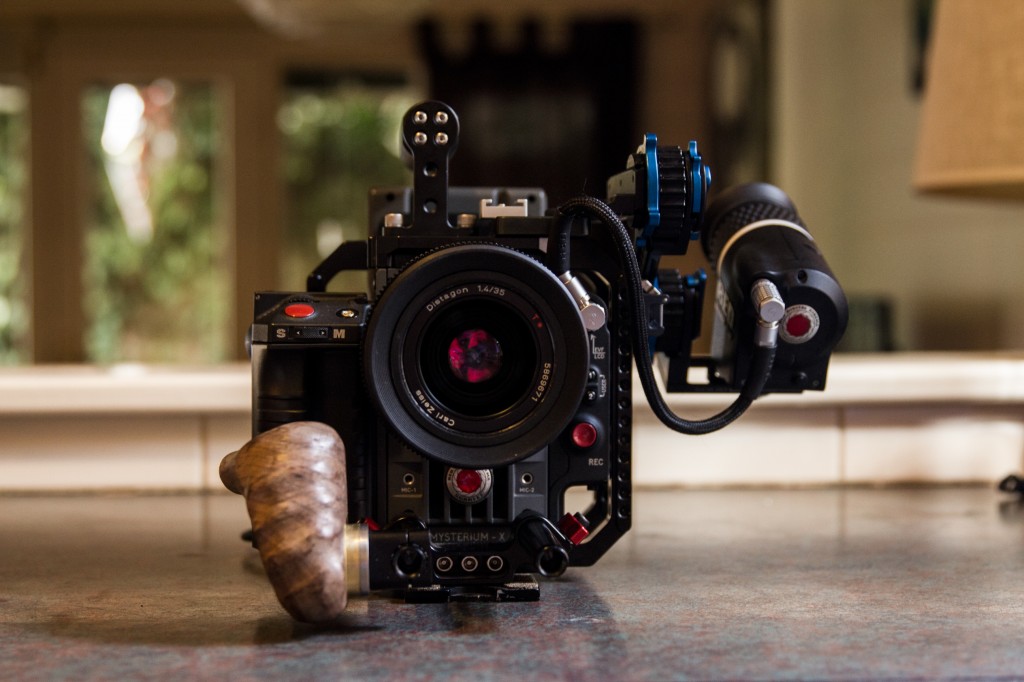 The Perfect Shoulder Rig: Configuring the RED Epic